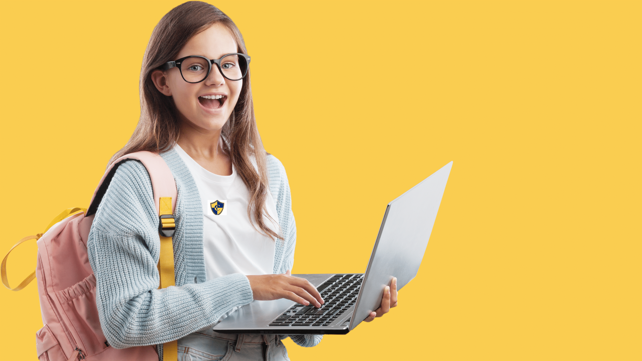 How Online Schooling Helps Families Travel More Affordably | Cambridge Home School Online